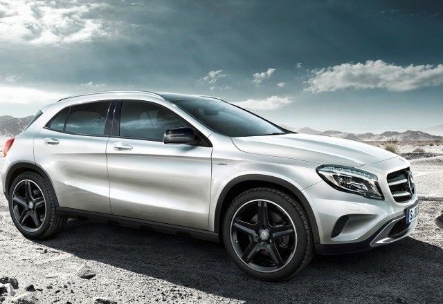 Noile Mercedes-Benz GLA şi C-Class sunt disponibile în Romănia ...