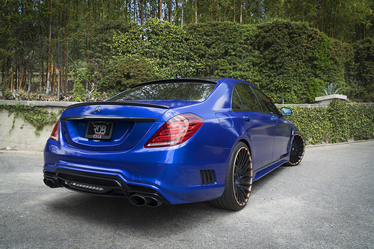 W222 Mercedes S-Class Puts On Wald Kit, Custom Wheels & Wrap | carakoom.com